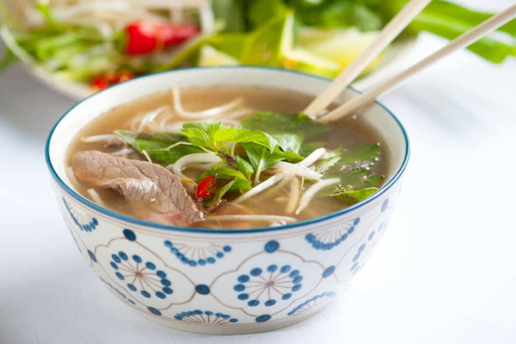 A Deliciously Tasty Roast Pork Yat Gaw Mein Soup Recipe